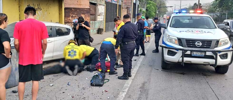 Motociclista Fallece Tras Chocar Contra Un Vehículo Estacionado 6153